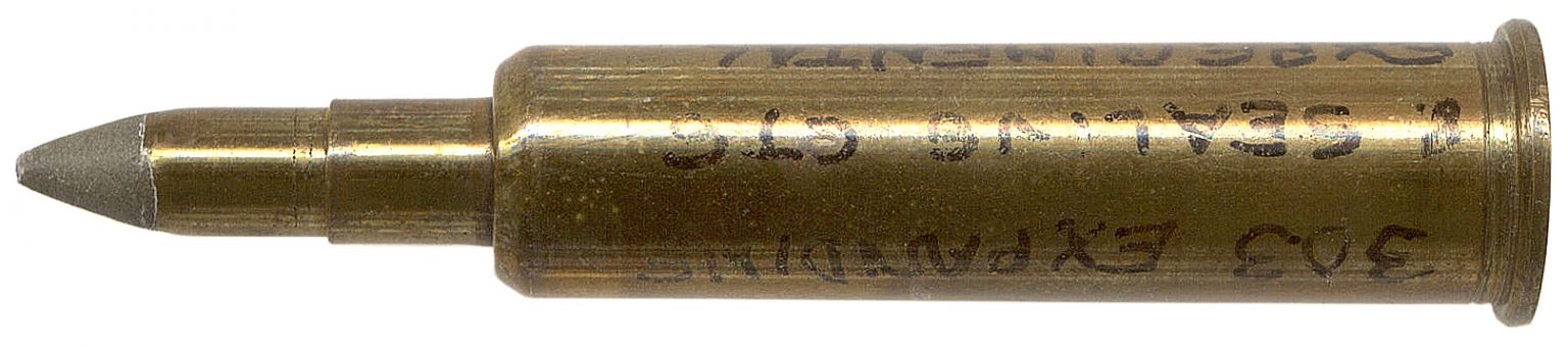 Lot 62 – Amron Corporation factory desk set display of three 20mm ...